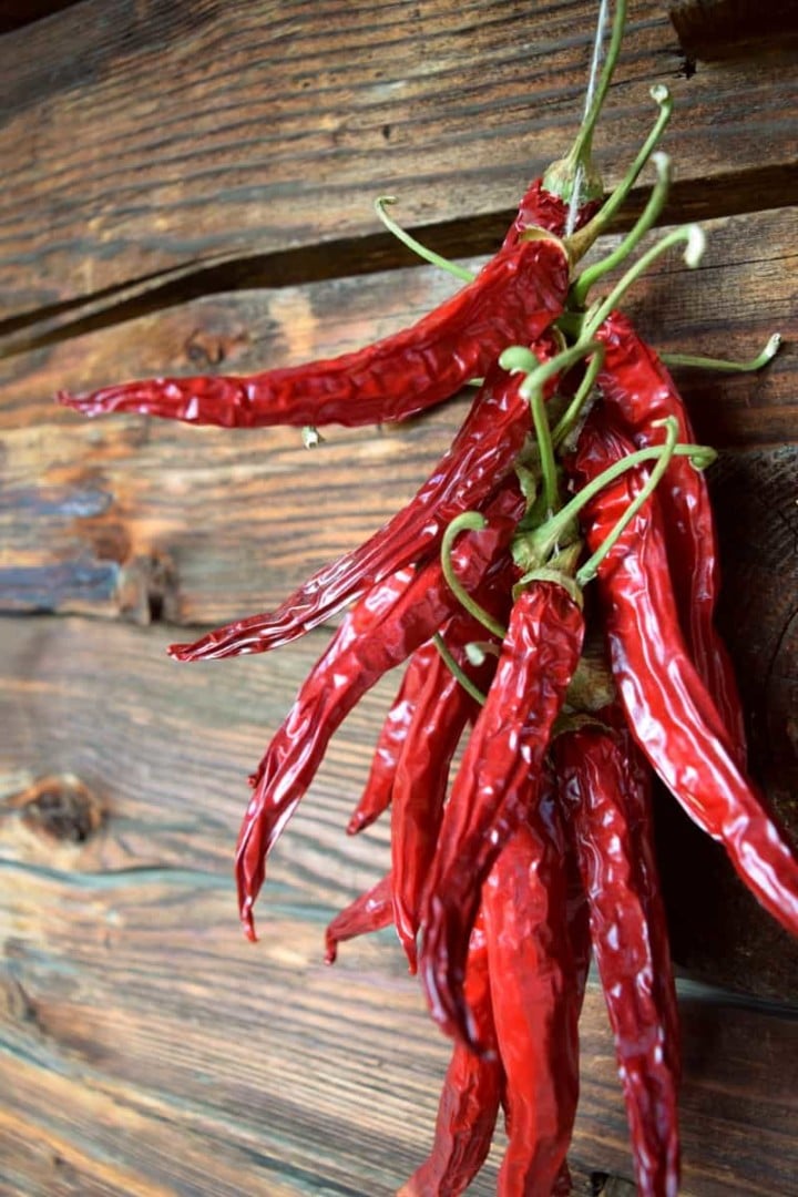 3 Easy Ways To Dry Hot Peppers