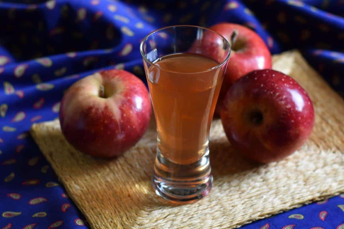 No-Fuss Hard Apple Cider - An Introduction to Homebrewing