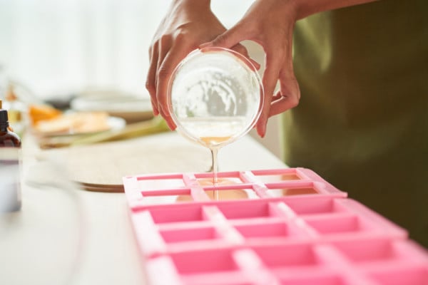 15 Melt and Pour Soap Recipes Anyone Can Make