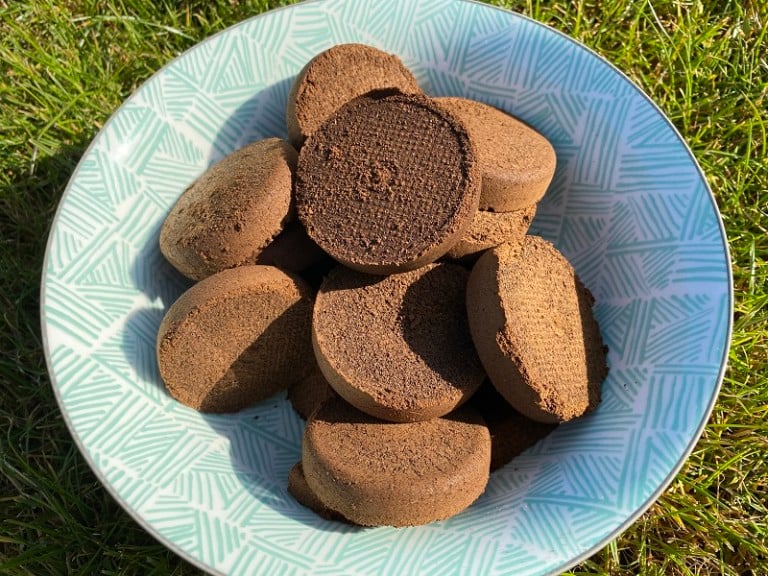 27 Uses For Spent Coffee Grounds You'll Actually Want To Try