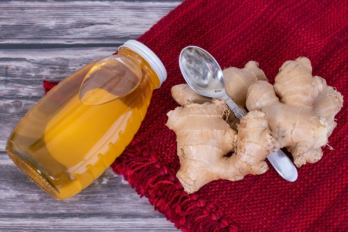 How To Make Honey-Fermented Ginger + My Easy Ginger Peeling Hack