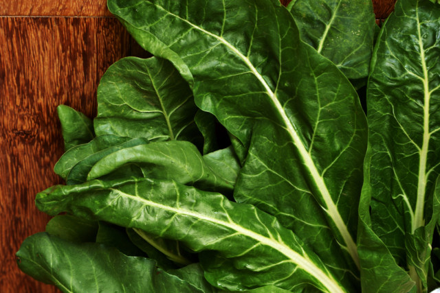 7 Easy & Delicious Ways To Eat Swiss Chard
