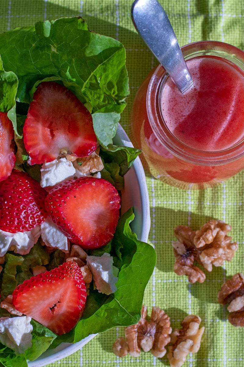 10 Fantastic and Unusual Strawberry Recipes that go Beyond Jam