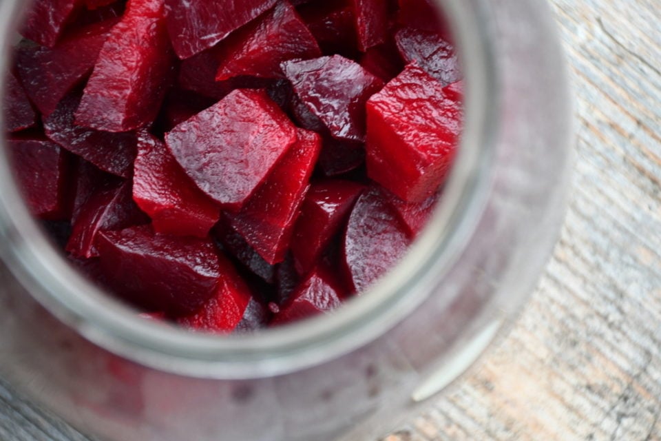Easy & Quick Pickled Beets