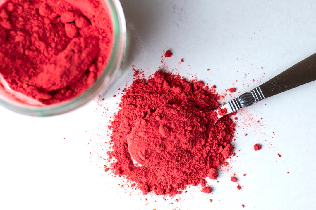 Super Easy DIY Strawberry Powder & 7 Ways To Use It