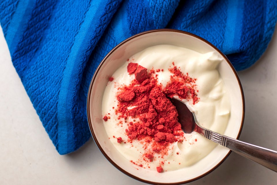 Super Easy DIY Strawberry Powder & 7 Ways To Use It