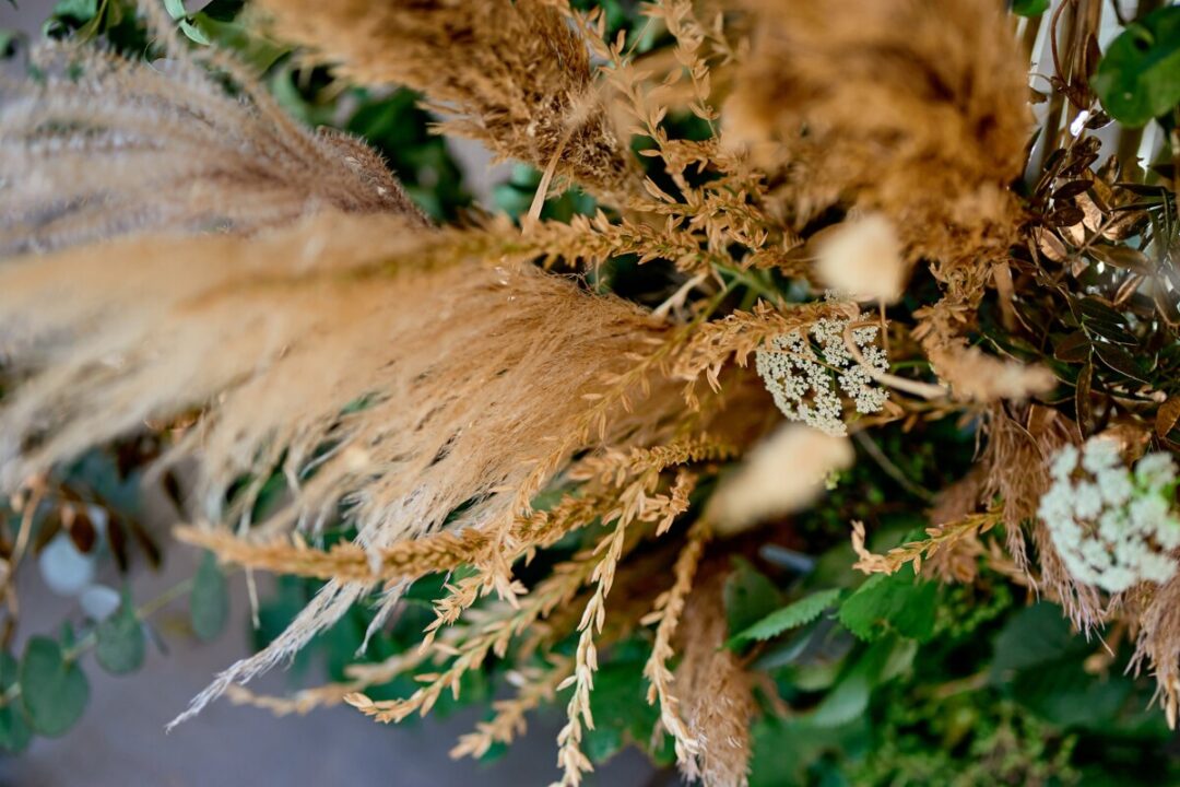 18 Flowers to Grow for Gorgeous Dried Flower Arrangements