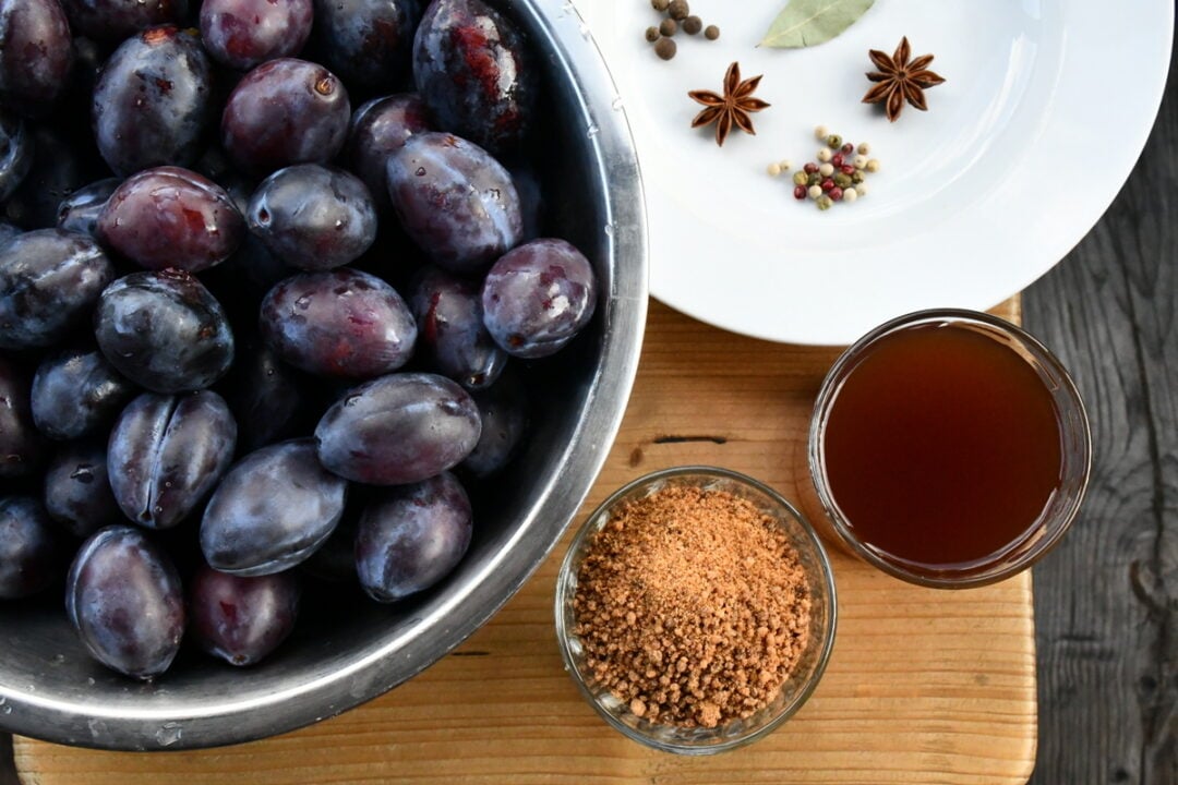 Easy Spiced Pickled Plums